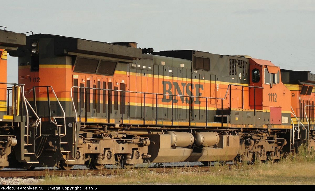 BNSF 1112